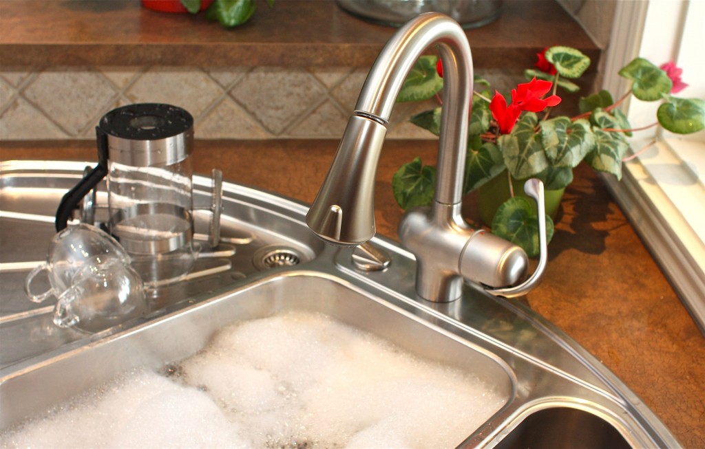 The Entertaining Aftermath: 9 Steps to a Quick Cleanup